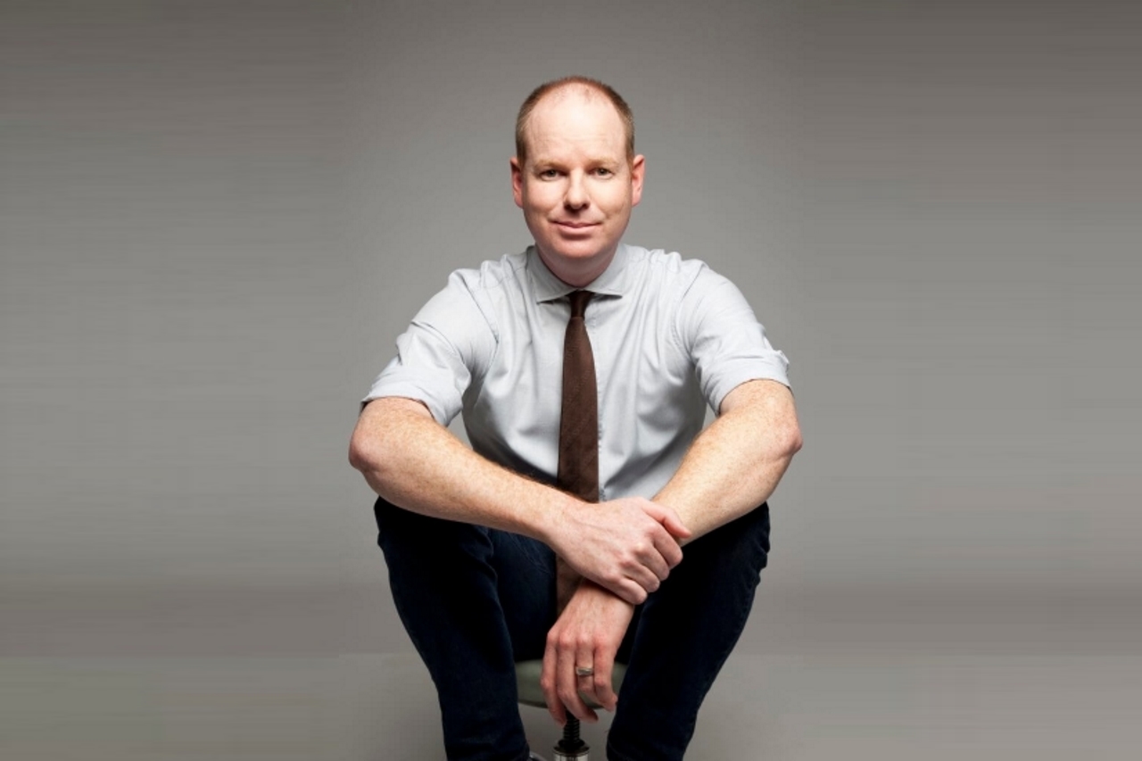 Book Comedian Tom Gleeson for your next Corporate Event